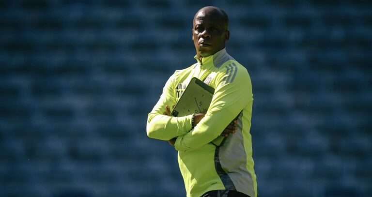 Mandla Ncikazi gives update on his Pirates future | FARPost
