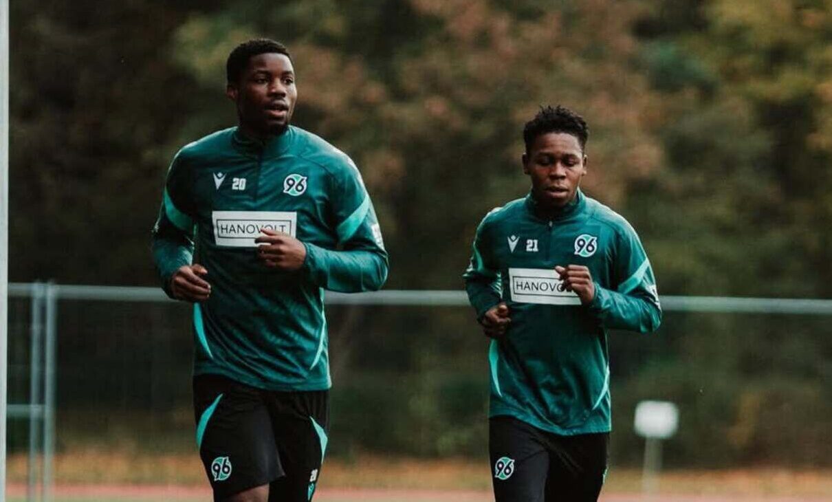 Hannover 96 teammate lifts lid on life with Ime Okon | FARPost