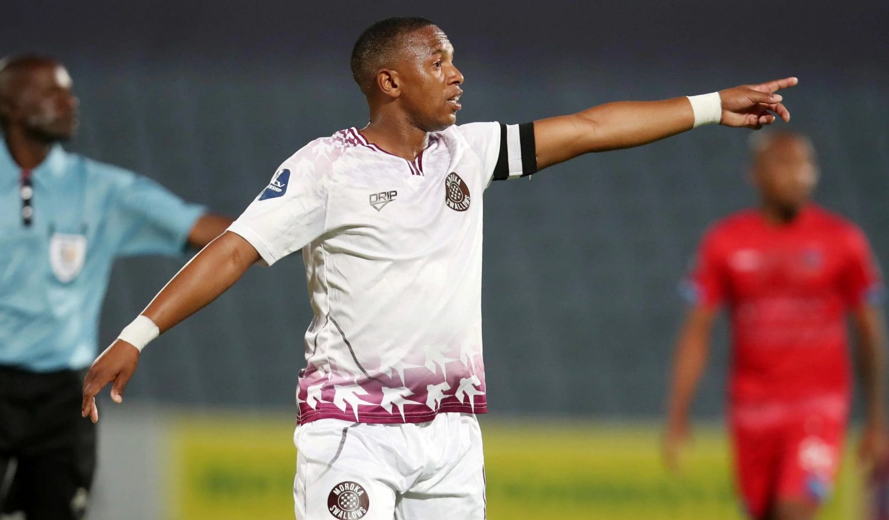 Steve Komphela points out what's lacking from Andile Jali's game | FARPost