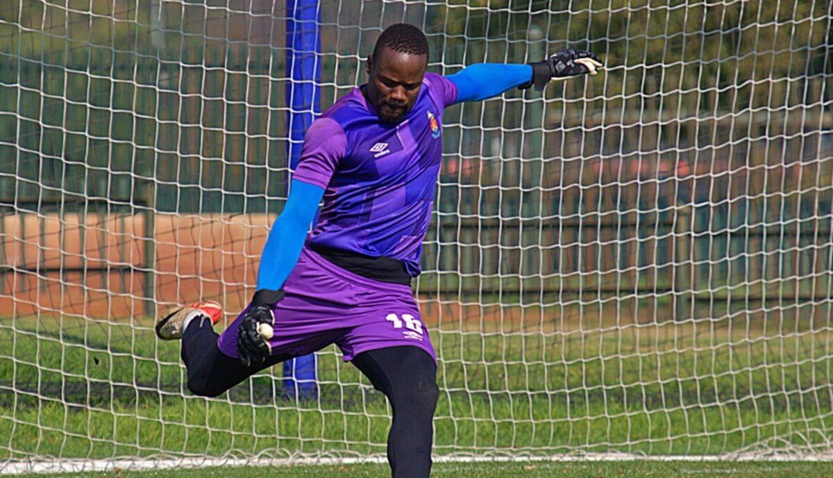 AmaTuks extend Maova's stay amid Chiefs & SuperSport links