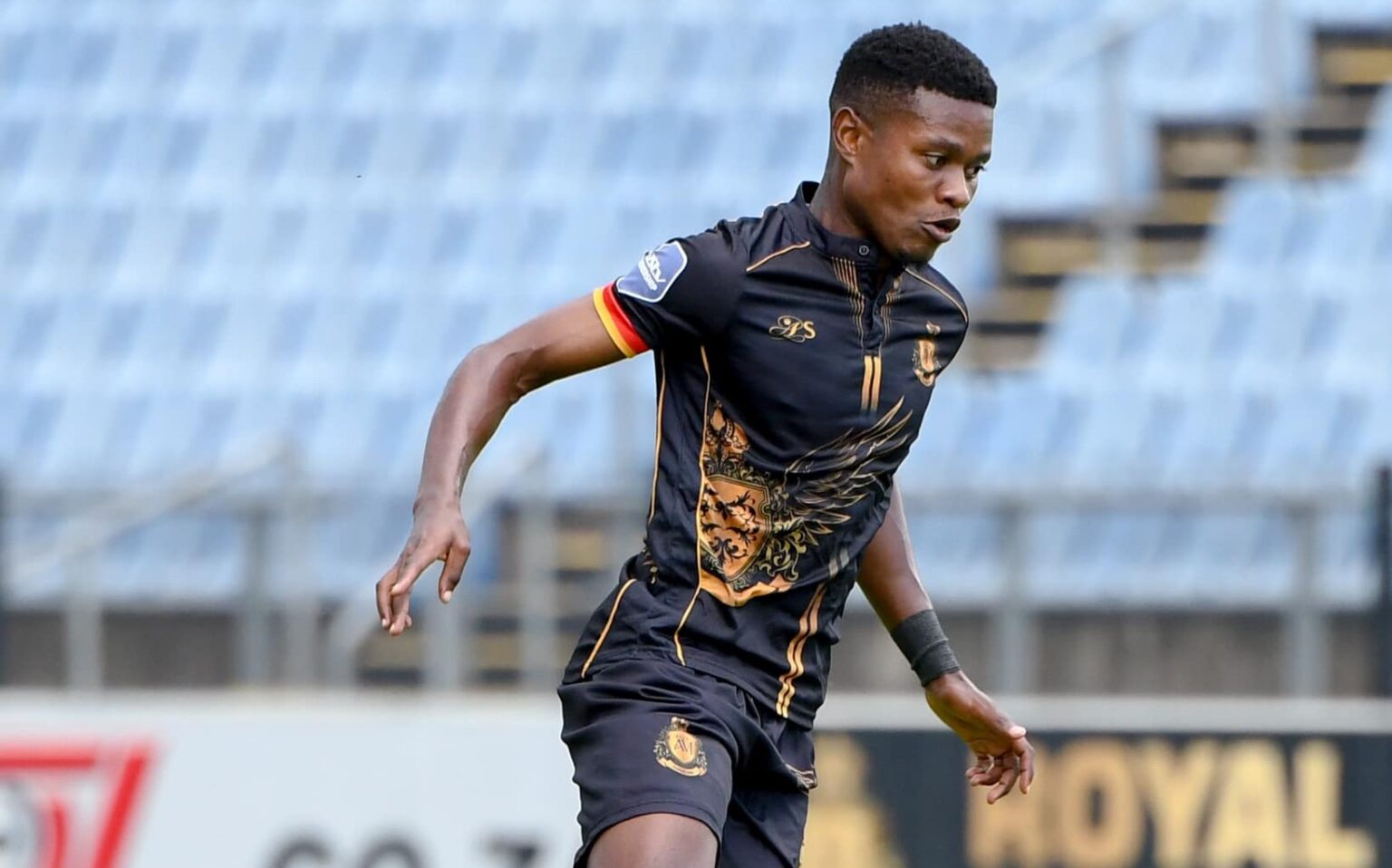 Menzi Masuku signs for Golden Arrows after departing Royal AM | FARPost