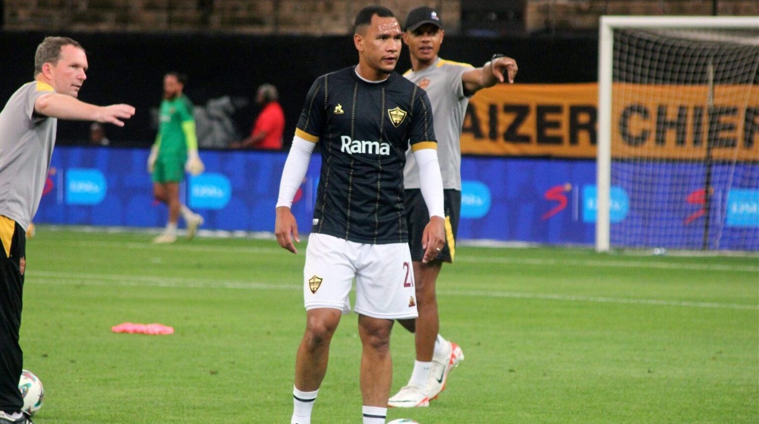 Barker explains Basadien and Adams substitutions in Chiefs defeat ...