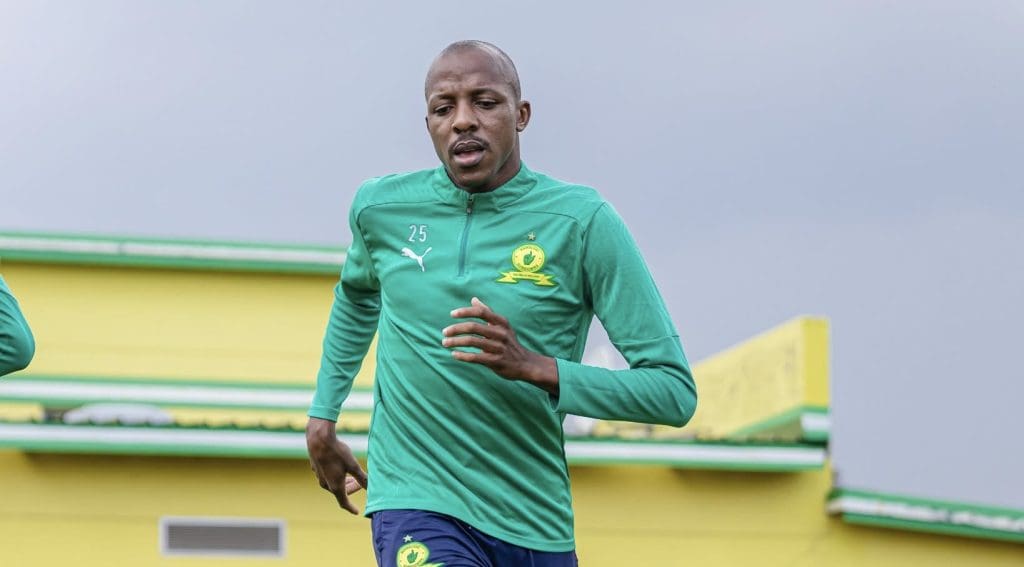 Agent gives update on Mudau’s contract talks with Sundowns | FARPost