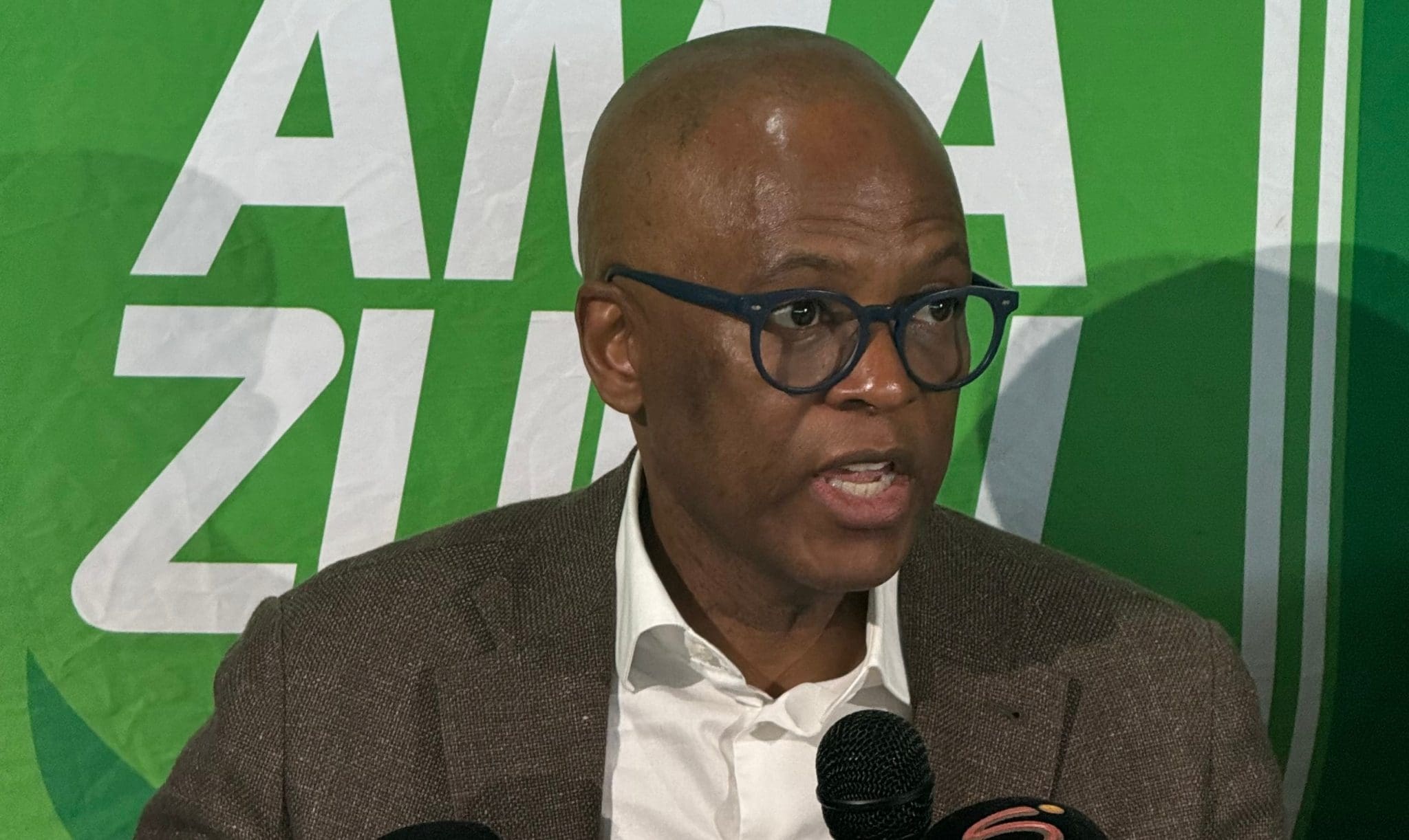Zungu confirms decision on Arthur Zwane’s future at AmaZulu FC | FARPost
