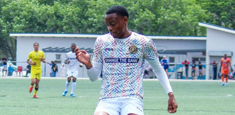 Arrows land former Sundowns frontman Jerome Karelse