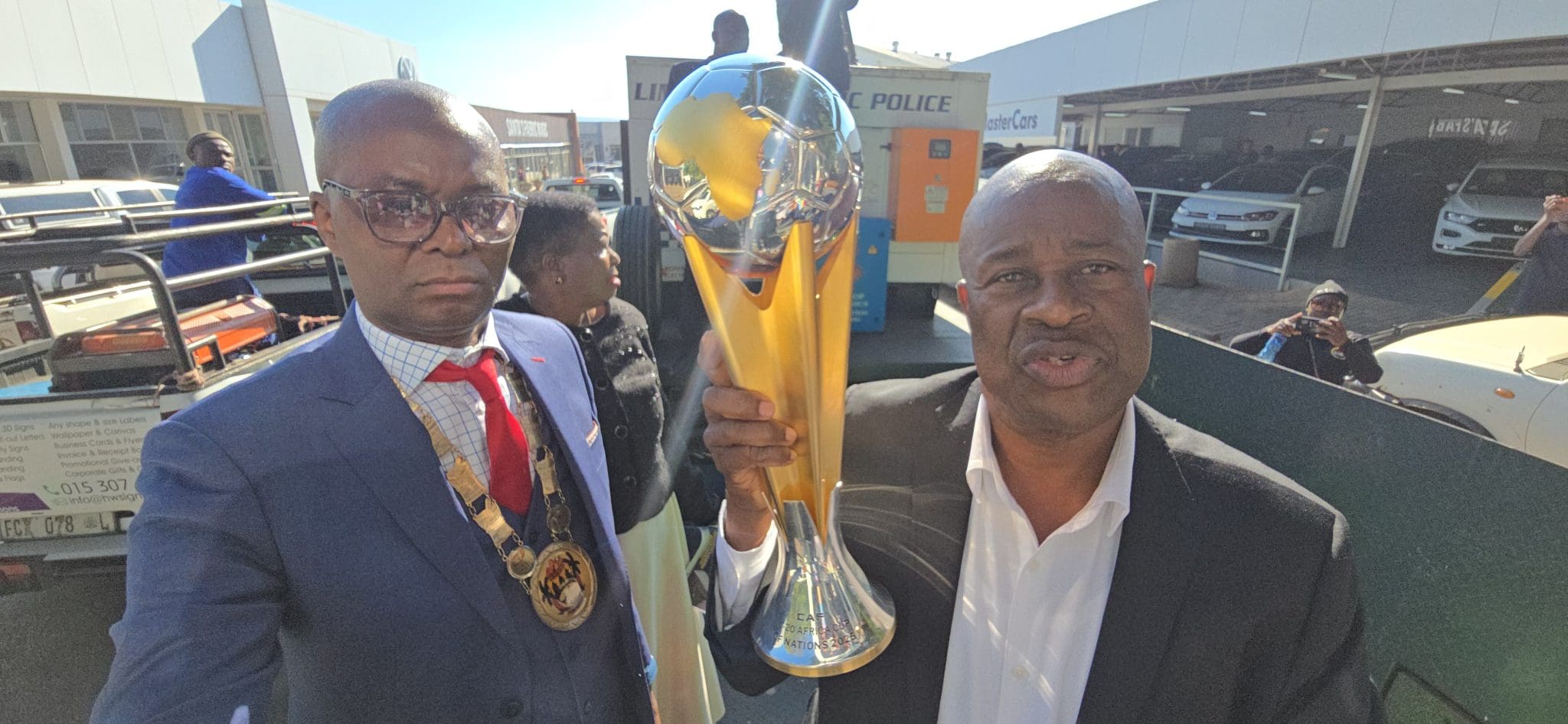 Amajita coach Mdaka breaks silence on his SAFA salary | FARPost