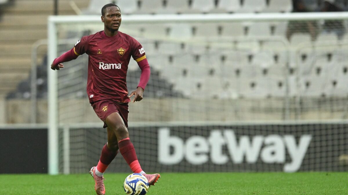 Thabo Moloisane agrees three-year deal to join Kaizer Chiefs